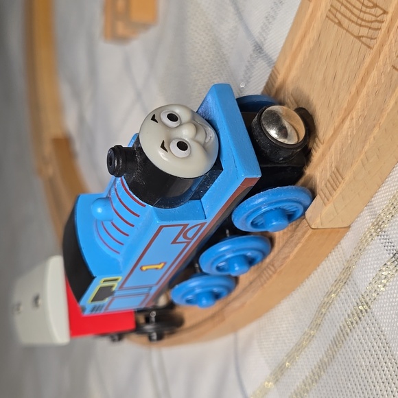 Thomas & Friends | Toys | 203 Thomas The Train 0 Pc Set | Poshmark